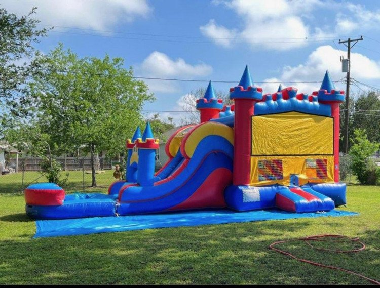 Slides & Combos - backyardbouncerandpartyrentals Corpus Christi TX